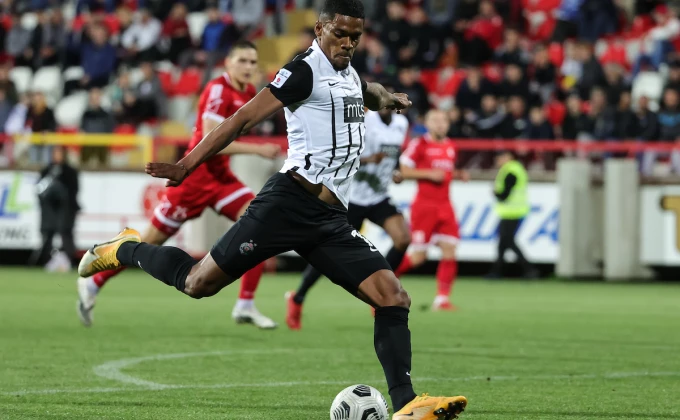 Sportske.net - Gotovo, Partizan prodao Rikarda Gomeša! Sportske.net - Gotovo, Partizan prodao Rikarda Gomeša!
